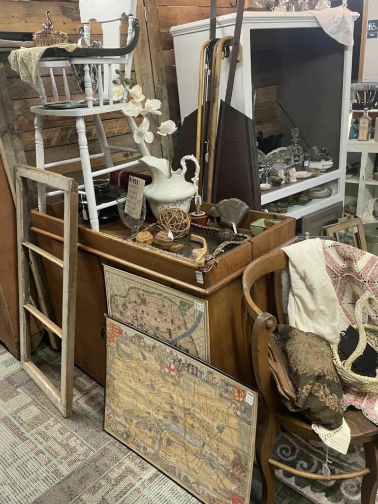 Back Porch Pickers & Artisans - Visit Mount Vernon-Lisbon